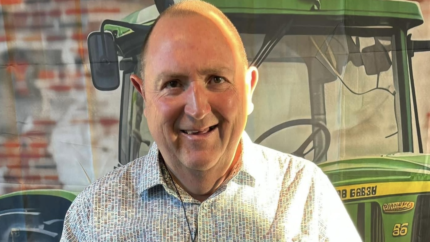 Hornby resident Marc Duff receives Community Service Award - Chris ...