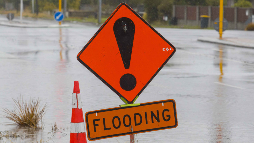 Flood risk across Canterbury as heavy rain continues overnight - Chris ...
