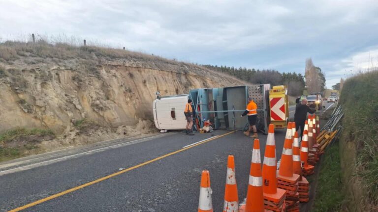 State Highway 1 reopens after truck crash near Cheviot - Chris Lynch Media