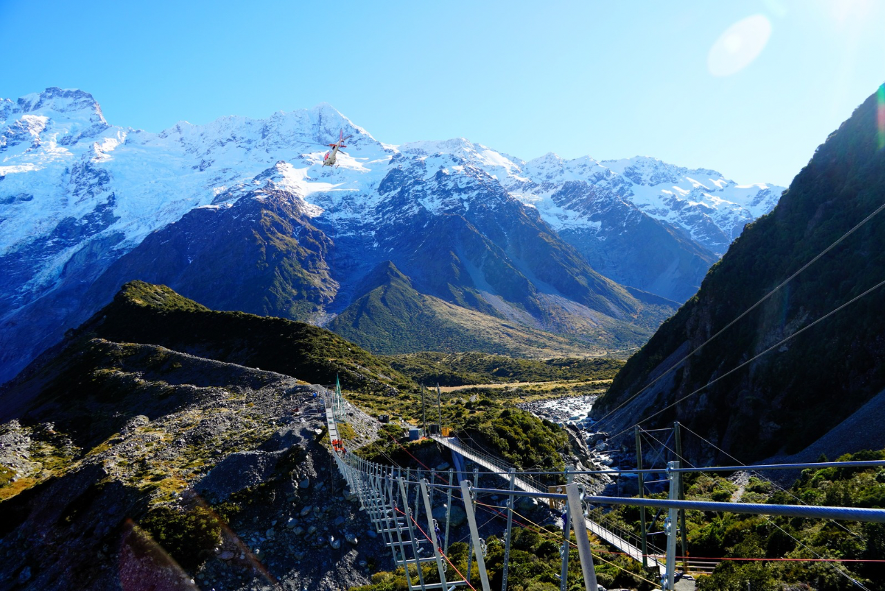 DOC selling parts of iconic Mount Cook suspension bridge - Chris Lynch ...